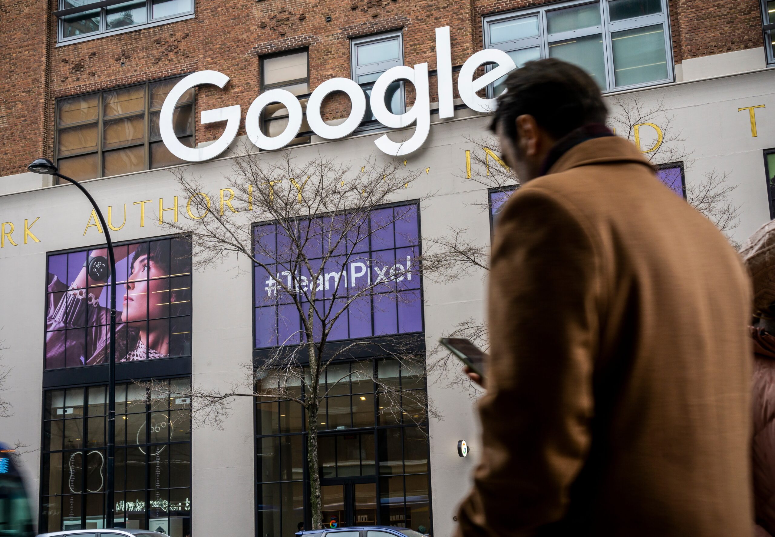 Google Cuts Over a Third of Managers Leading Small Teams - CoinCentral