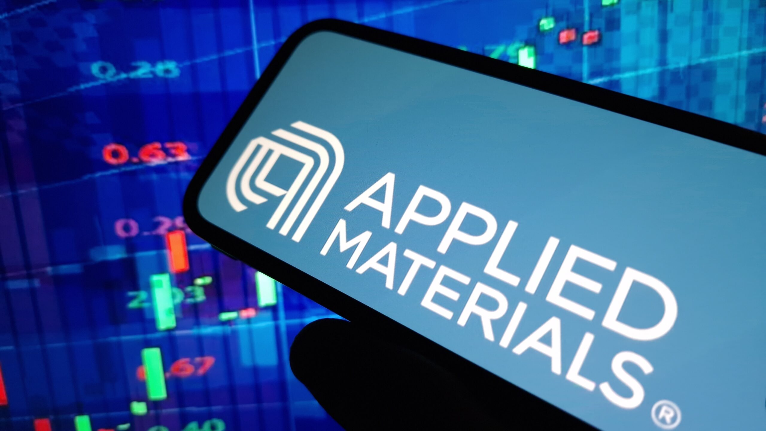 Applied Materials (AMAT) Stock: Analysts Increase Price Targets on DRAM ...