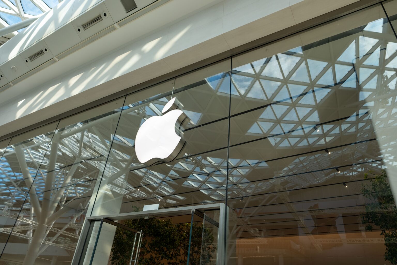 Apple Expands American Manufacturing with Texas AI Server Rollout ...