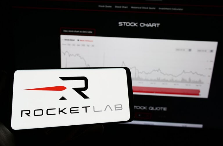 Rocket Lab USA (RKLB) Stock Jumps 5% as SpaceX $800 Billion Valuation ...