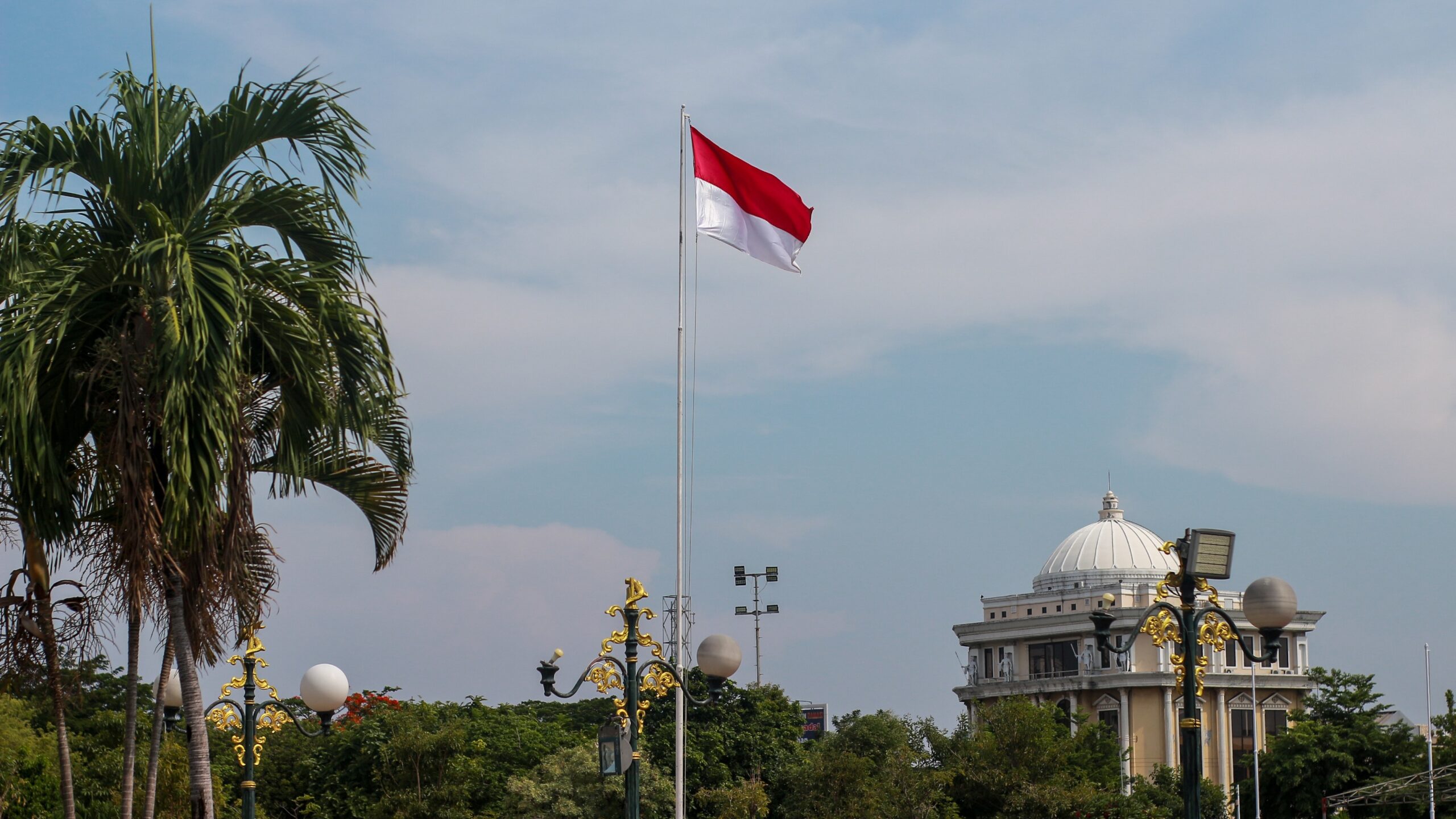 Indonesia Sets New Crypto Rules With Official Whitelist of 29 Licensed ...