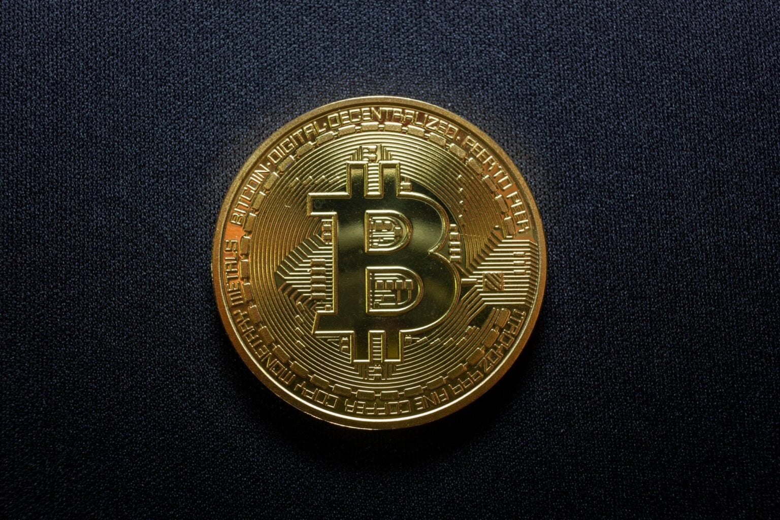 Bitcoin (BTC) Price: Why Investors Are Sitting on the Sidelines Right ...