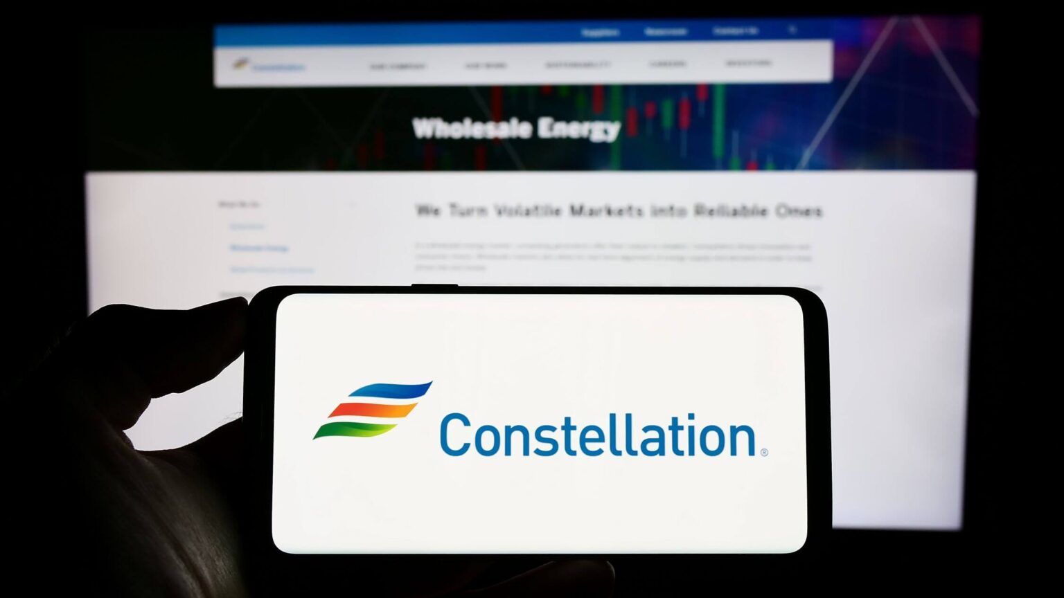 Constellation Energy (CEG) Stock: Can This Nuclear Giant Keep Flying ...