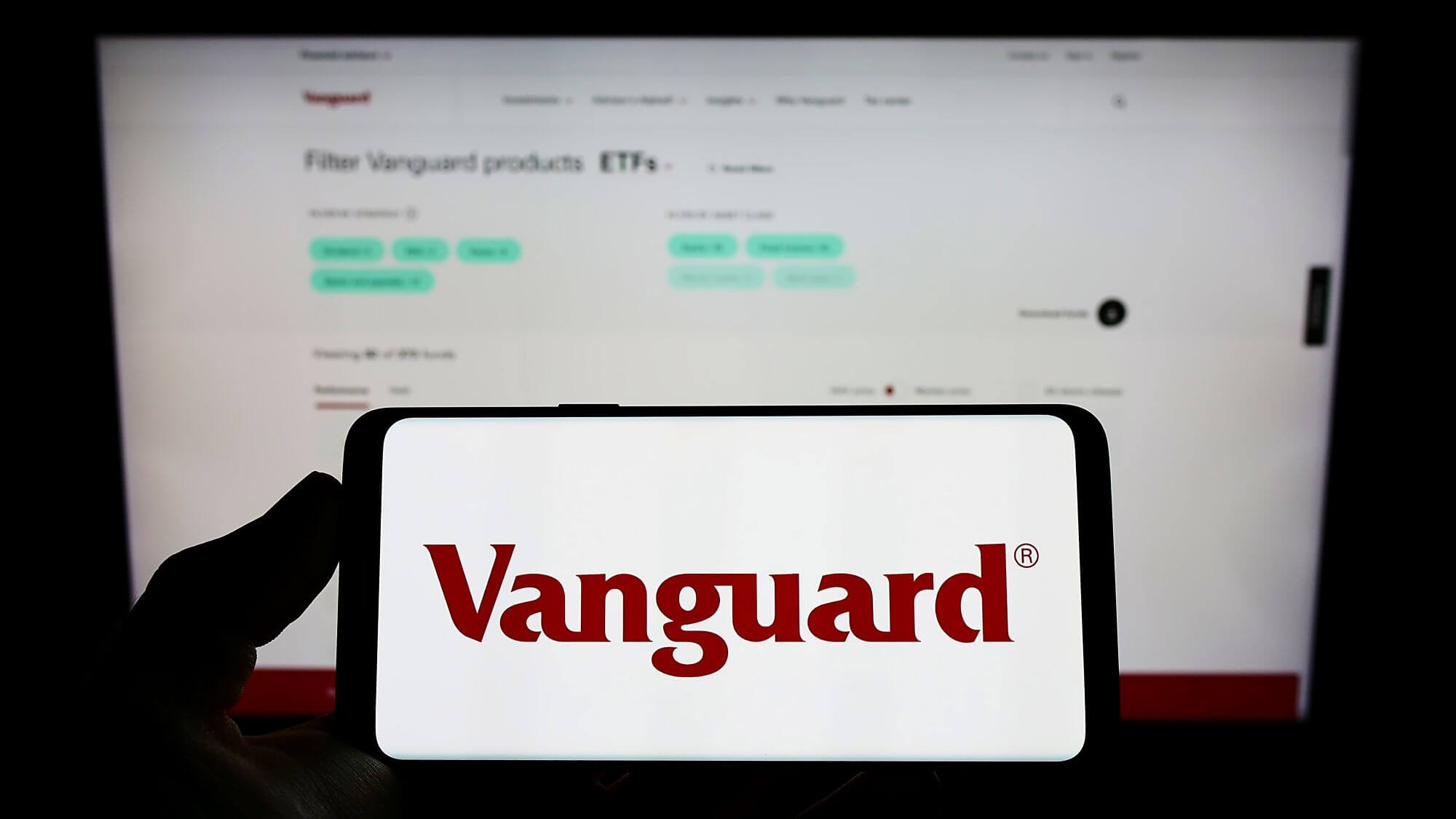 Vanguard (VTI) Stock: ETF Giant Opens Bitcoin Trading but Warns Investors