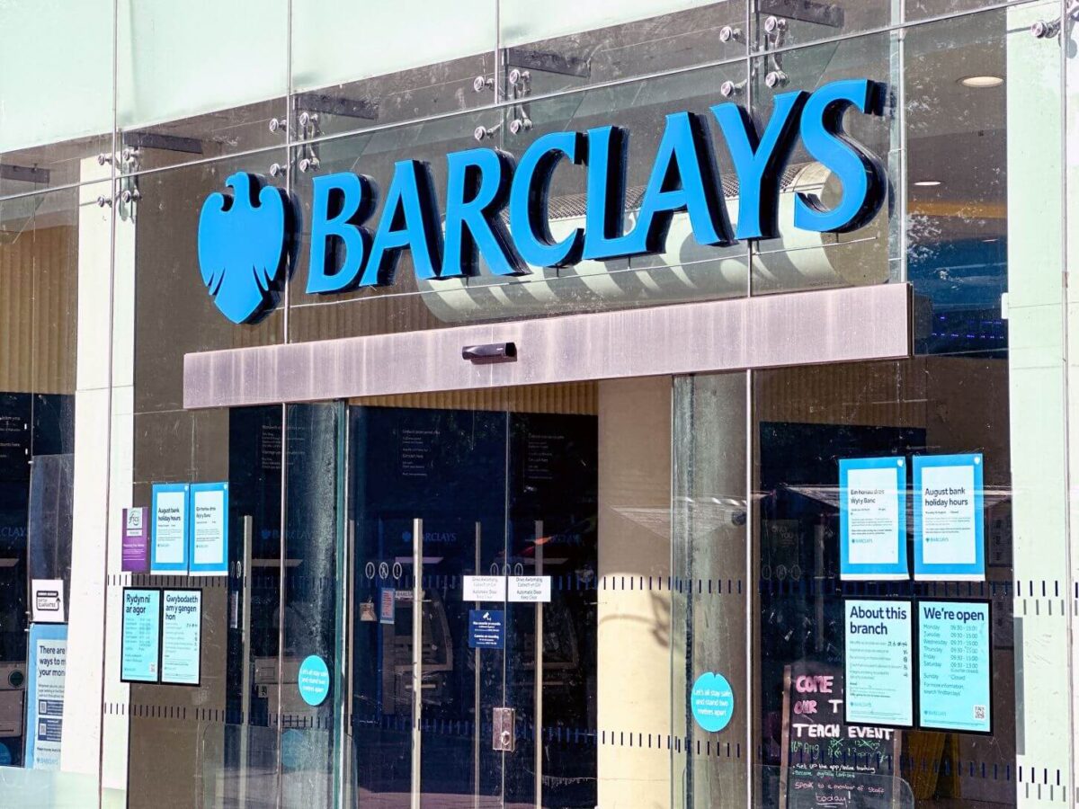 Barclays (BARC) Stock: Bank Announces £15 Billion Shareholder Return ...