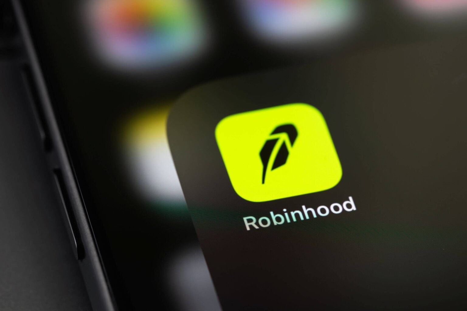 Robinhood (HOOD) Stock Jumps 11% on Trump Account Launch and AI Trading ...