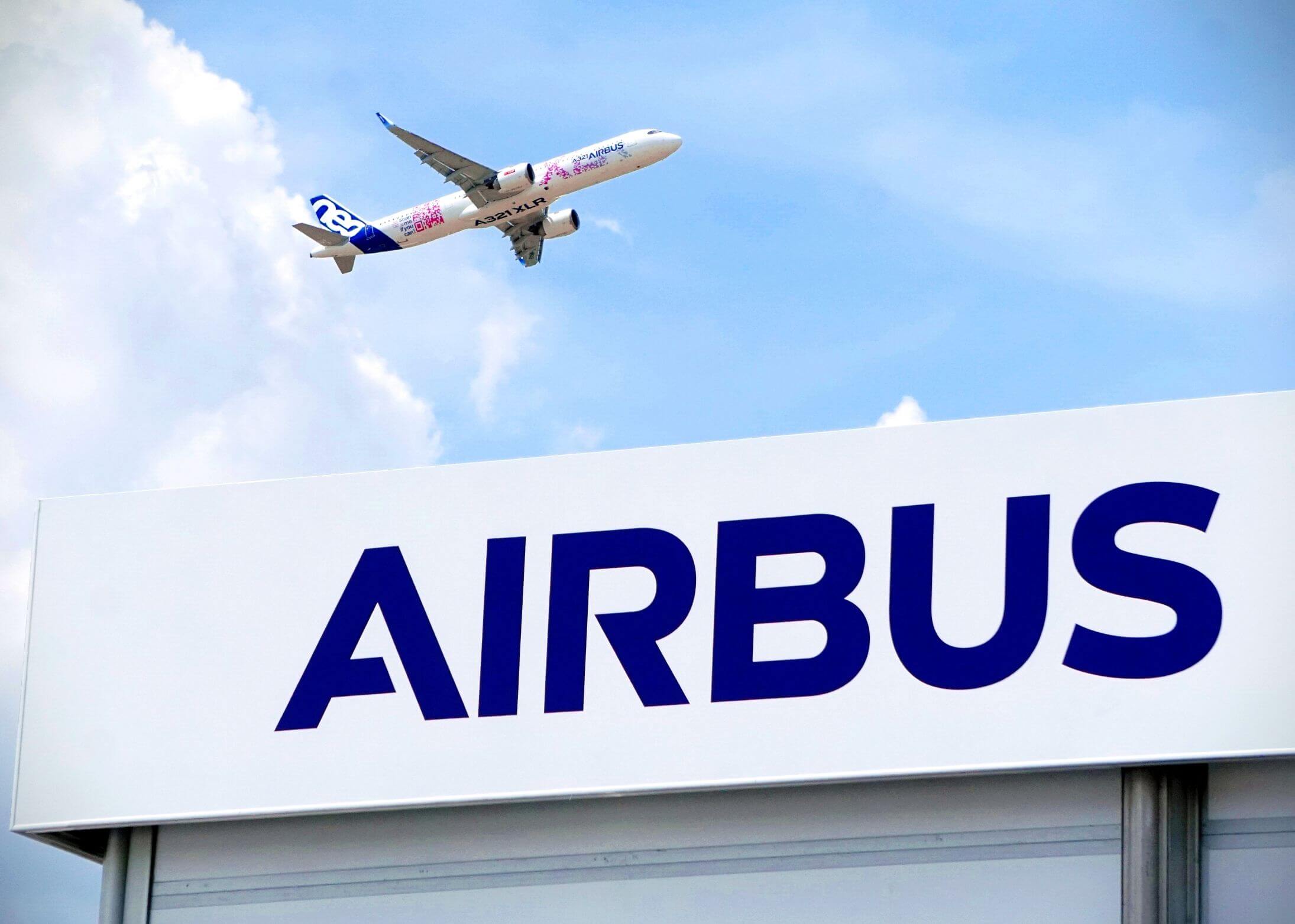 Airbus (AIR) Stock: Q1 2026 Revenues Expected to Fall 8% on Delivery ...