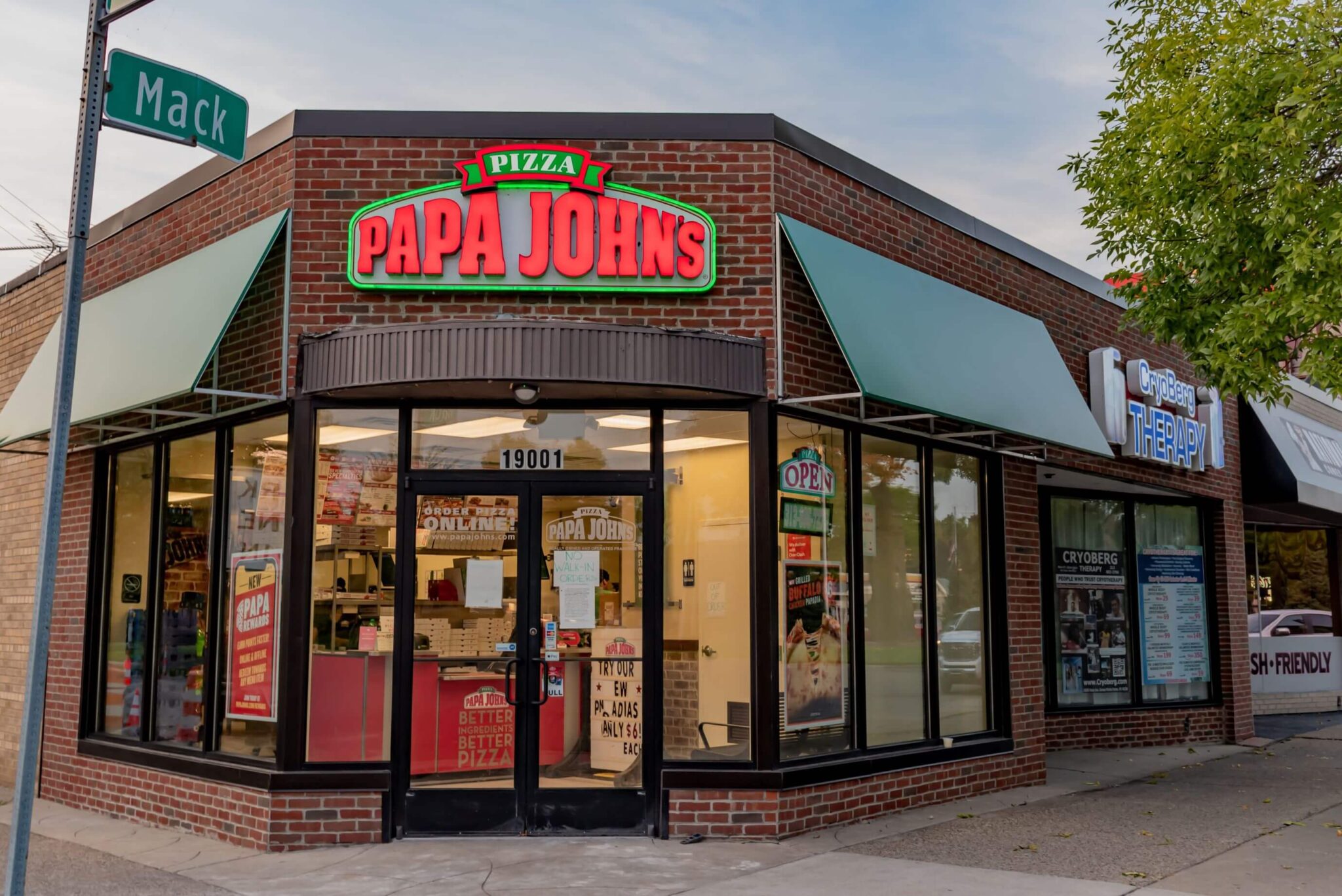 Papa John's (PZZA) Stock Up 19% as Qatari-Backed Fund Submits Buyout ...