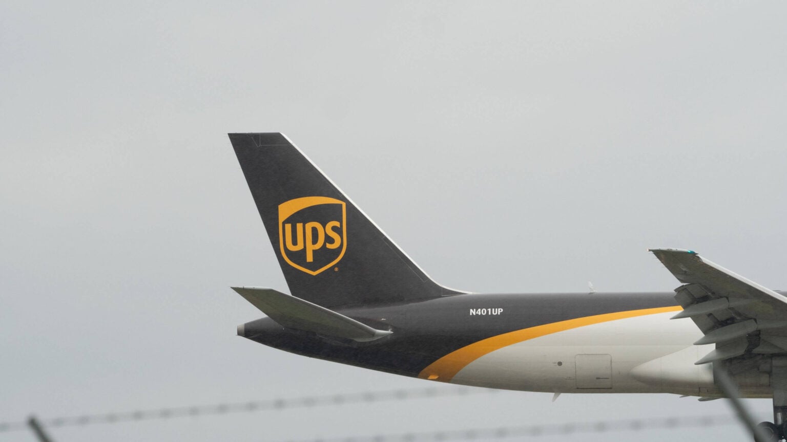 UPS Stock Drops 5% As Oil Shock Rattles Transport Sector - CoinCentral